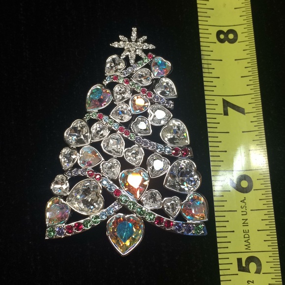 Swarovski | Jewelry | Swarovski Tree Brooch 20 Rockefeller Center ...